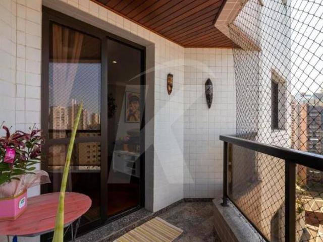 Apartamento de 180 mts², 3 quartos 1 suíte, 3 vagas, em Santana