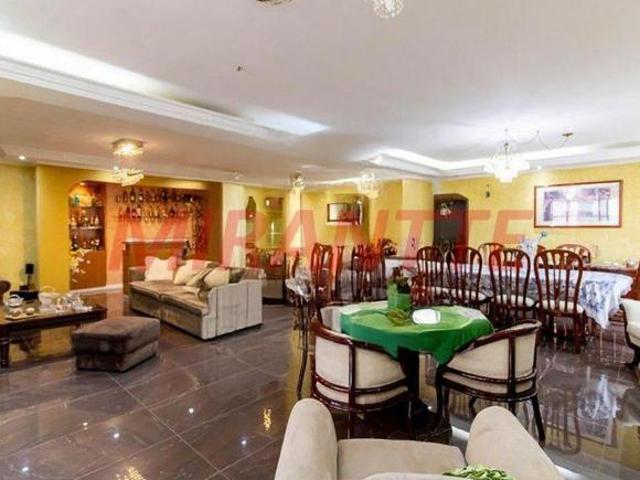 Apartamento de 180m² com 3 quartos