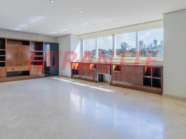 Apartamento de 180m² com 3 quartos