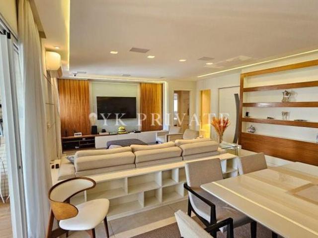 Apartamento de 185m² com 3 suítes e 4 vagas à venda em Perdizes