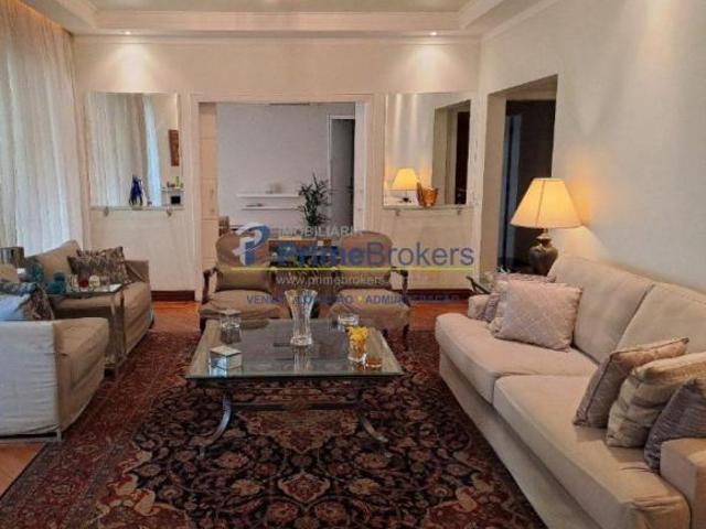 Apartamento de 186 metros, 04 quartos sendo 03 suítes,03 vagas Vila Mariana