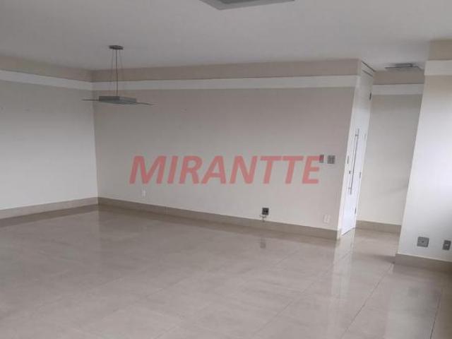 Apartamento de 186m² com 3 quartos