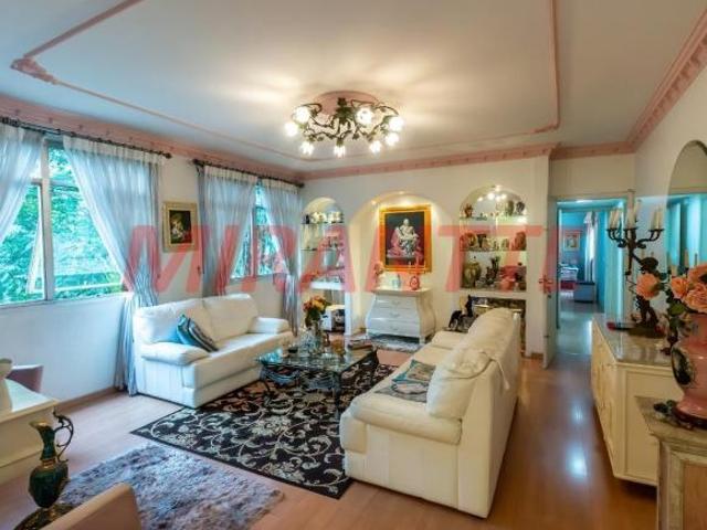 Apartamento de 188m² com 3 quartos
