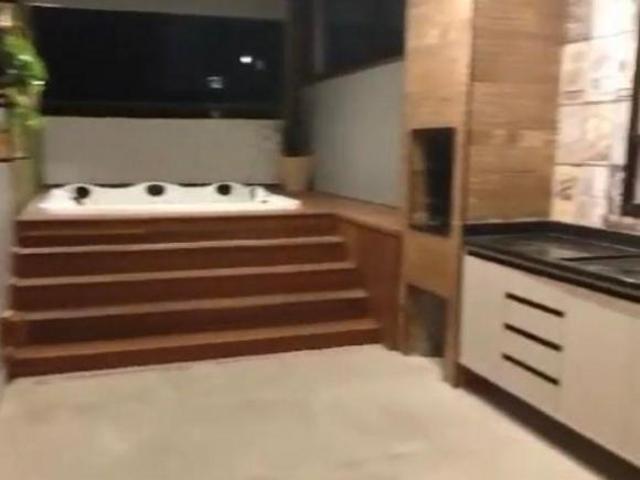 Apartamento à Venda no Campo Grande, Santos, com 3 Quartos e 191 m²