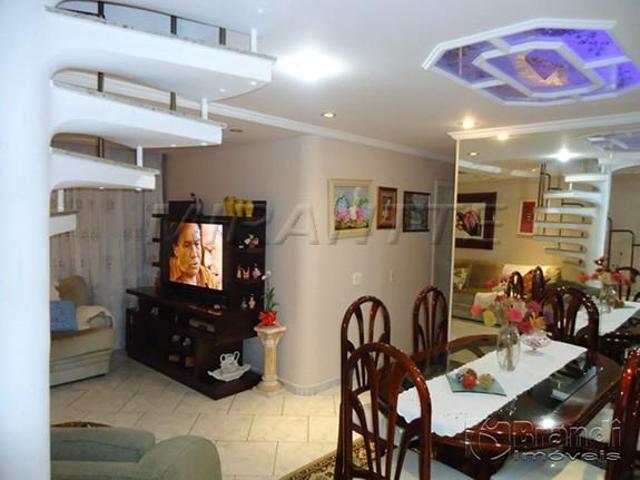 Apartamento de 197m² com 4 quartos