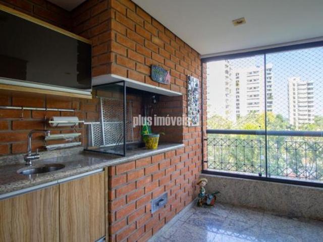 Apartamento de 198m² á venda no Campo Belo