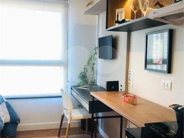 Apartamento de 19 m² com 1 quarto à venda em Rebouças