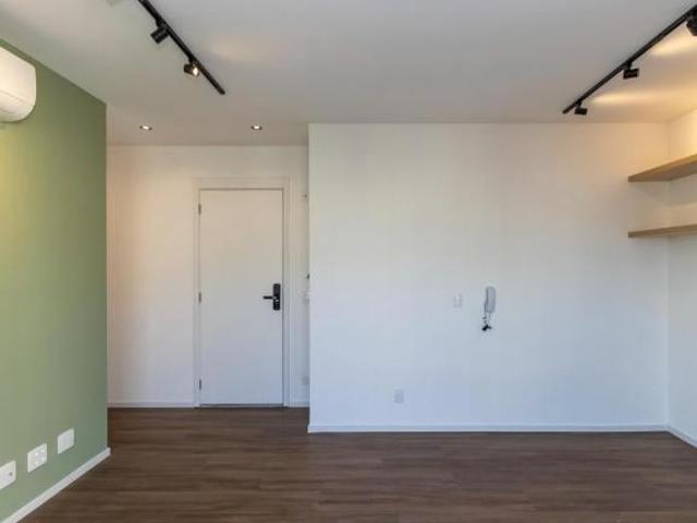 Apartamento de 1 dormitório. com área externa gourmet, 70m², Santa Cecília, ideal para morar ou inve