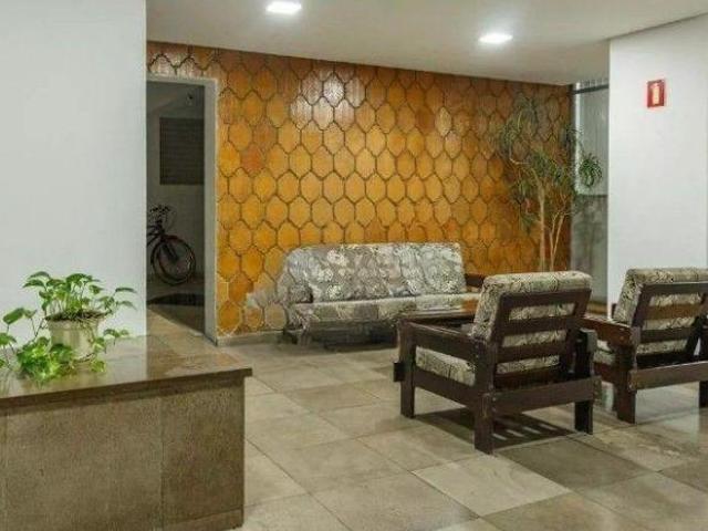 Apartamento de 1 dormitório,com vaga de garagem coberta no Centro Histórico