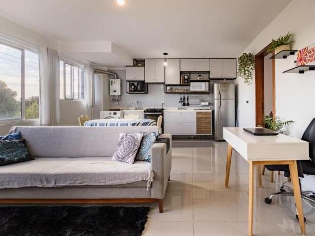 Apartamento de 1 dormitório com vaga no Passo da Areia
