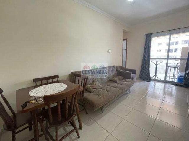 Apartamento de 1 dormitório com vista mar
