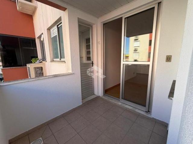 Apartamento de 1 dormitório com 1 vaga de garagem, no bairro Humaitá, em Porto Alegre