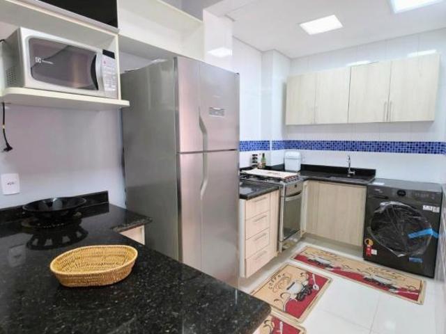 Apartamento de 1 dormitório com 52 m², a apenas uma quadra da praia do Gonzaga !