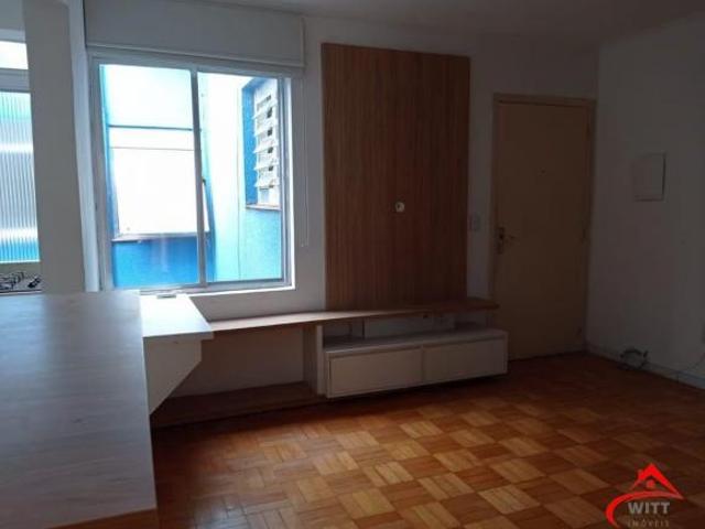 Apartamento de 1 dormitório à venda em Menino Deus, Porto Alegre