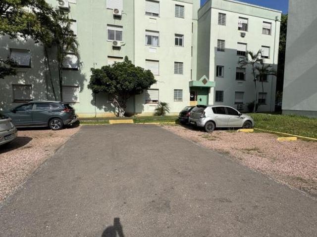 Apartamento de 1 Dormitório à Venda no Morro Santana com Estacionamento Rotativo