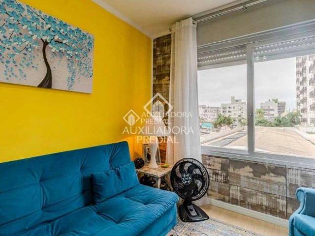 APARTAMENTO DE 1 DORMITÓRIO, BAIRRO MENINO DEUS