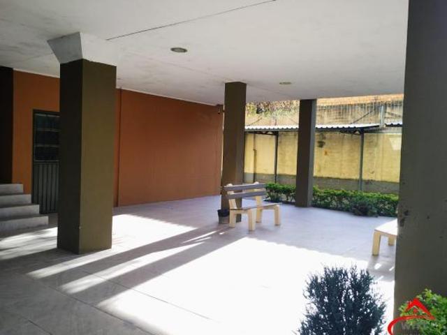Apartamento de 1 dormitório, de frente, andar alto, elevador, vista para o Lago