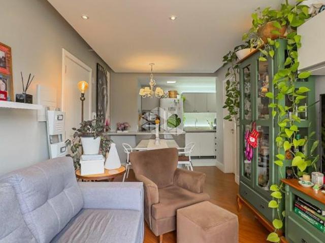 Apartamento de 1 dormitorio e 1 vaga no bairro Petropolis