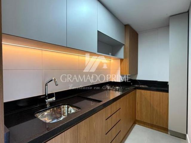 APARTAMENTO DE 1 DORMITÓRIO FINAMENTE MOBILIADO