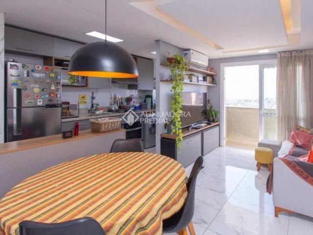Apartamento de 1 dormitório, lavado, suíte e 1 vaga de garagem no bairro Petrópolis