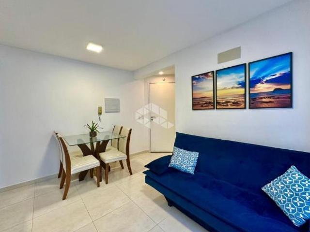 Apartamento de 1 dormitório mobiliado com box/vaga de garagem a poucos metros do Mar em Capão da Can