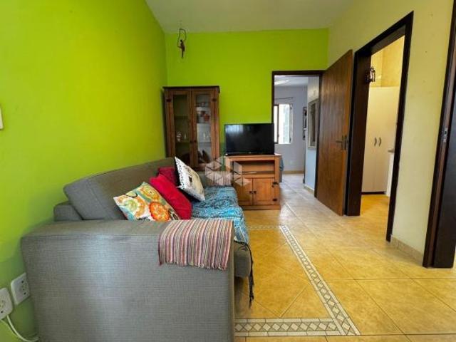 Apartamento de 1 dormitório mobiliado proximo ao mar no centro de Capão da Canoa