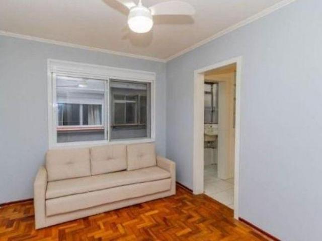 Apartamento de 1 dormitório no Centro Histórico