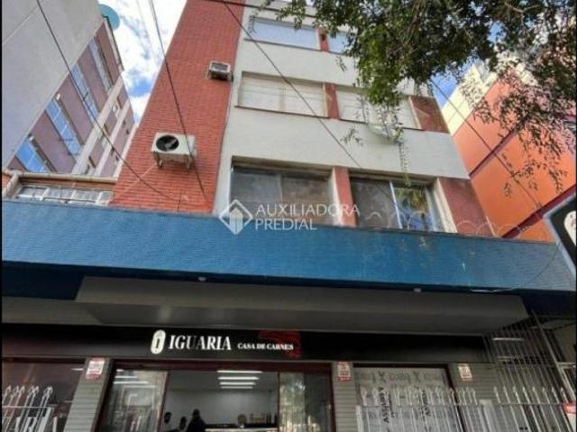 Apartamento de 1 dormitório no bairro Menino Deus