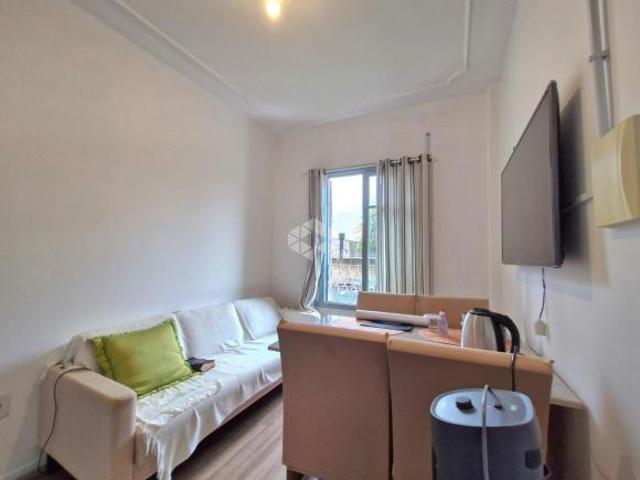 Apartamento de 1 dormitório, no bairro Floresta, em Porto Alegre