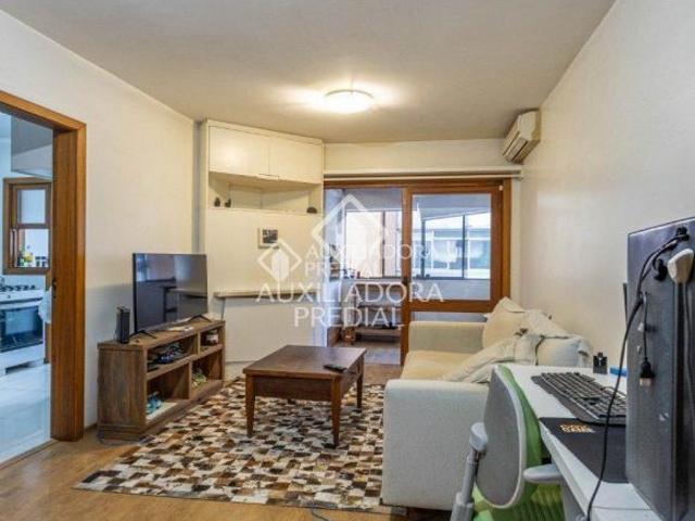 APARTAMENTO DE 1 DORMITÓRIO NO BAIRRO PETROPOLIS
