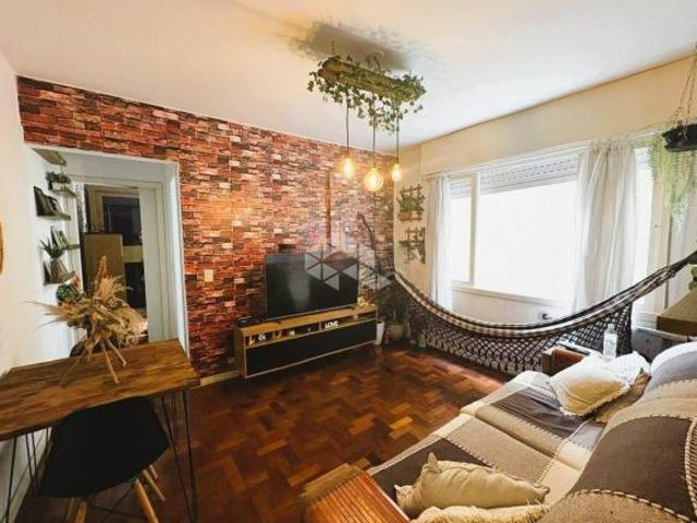 Apartamento de 1 dormitório no Bairro Petrópolis em Porto Alegre