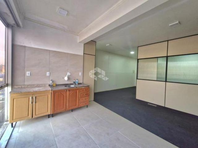 Apartamento de 1 dormitório, no bairro Psso da Areia, em Porto Alegre