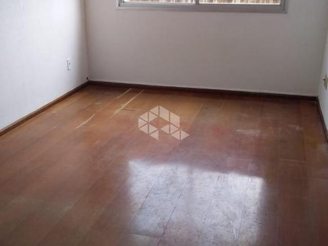 Apartamento de 1 dormitório no Bairro Sarandi