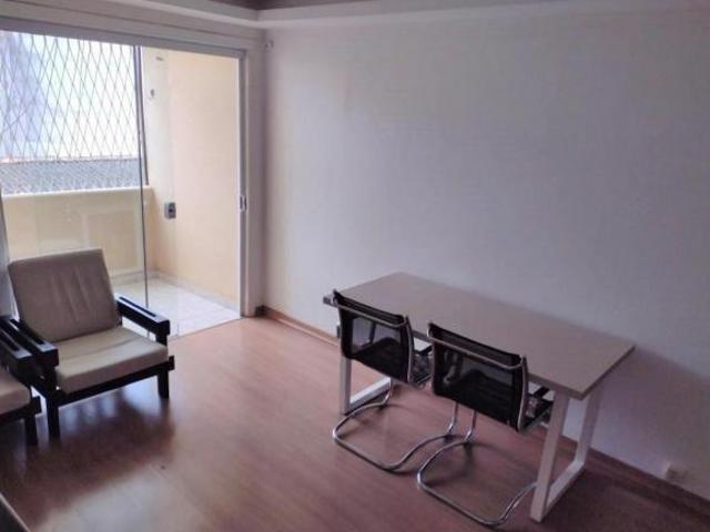 Apartamento de 1 dormitório semi mobiliado com sacada no Praia de Belas.