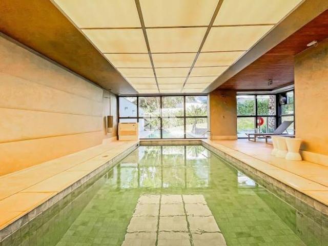 Apartamento de 1 dormitório sendo suíte, 49m² privativos e vaga no Petrópolis