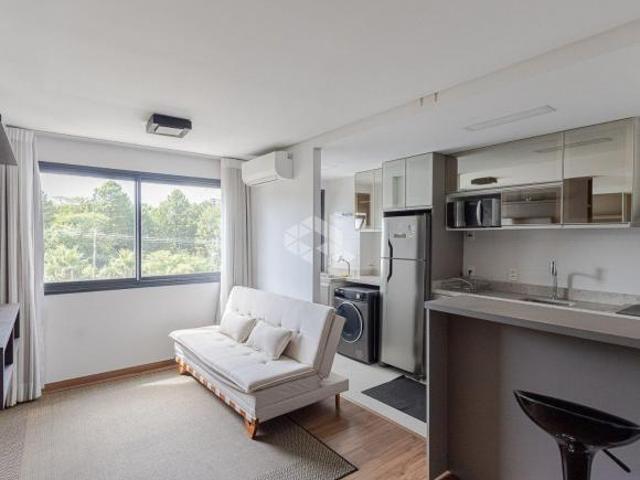 Apartamento de 1 dormitório sendo suíte, 49m² privativos e vaga no Petrópolis