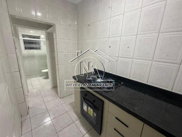 Apartamento de 1 dormitório reformado na Guilhermina