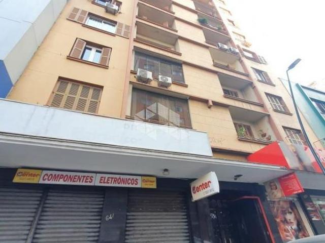 Apartamento de 1 Dormitório Reformado no Centro Histórico