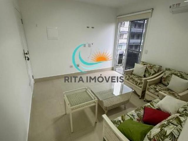 Apartamento de 1 dormitório reformado venda 200 metros da praia no Maitinga