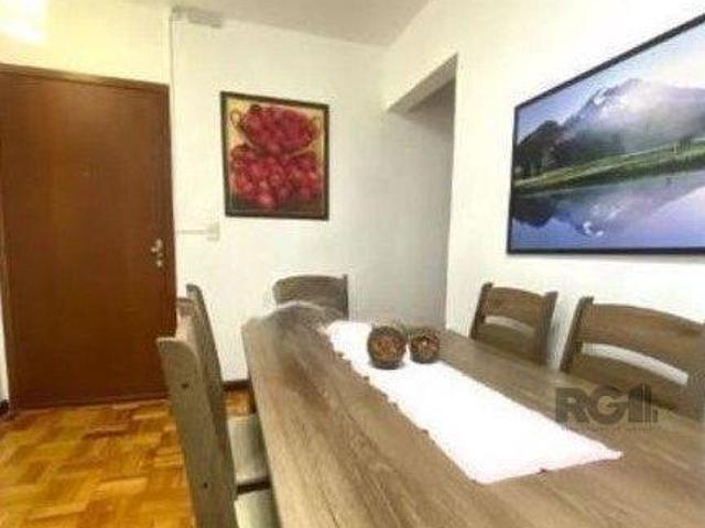 Apartamento de 1 dormitório térreo desocupado na Vila Ipiranga