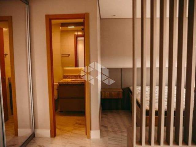 Apartamento de 1 dormitório/quarto no Petropolis com 01 vaga
