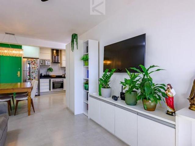 Apartamento de 1 Quarto à Venda no Lake Side | 53m², Vista para o Lago Paranoá