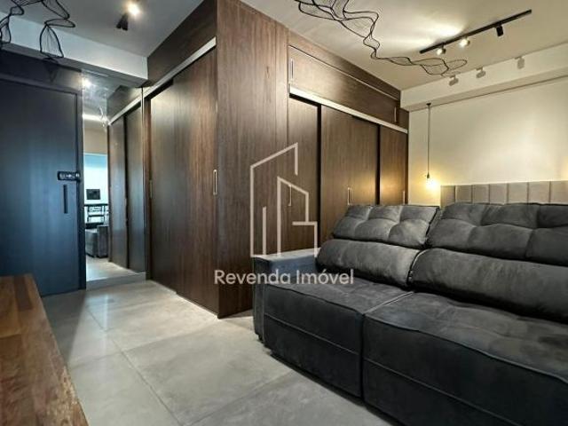 Apartamento de 1 quarto com 1 vaga em Pinheiros: móveis, lazer completo e perto
