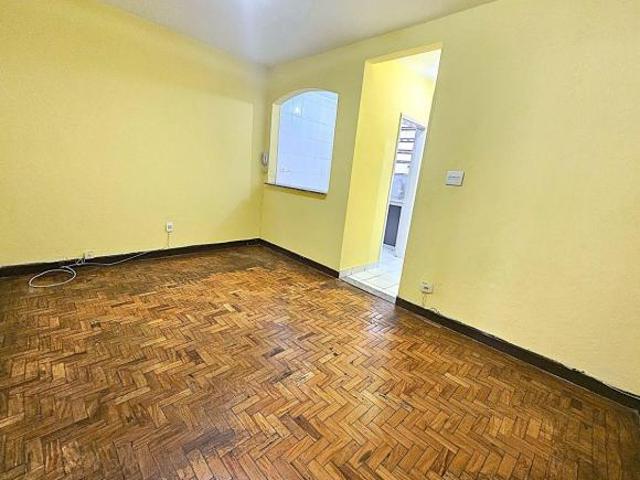 Apartamento de 1 Quarto com Sala Separada | 41m² | Andar Alto | Alameda Barros