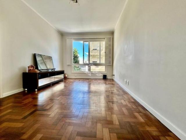 APARTAMENTO DE 1 QUARTO COM VAGA NA FERNANDO MACHADO