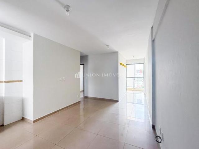 Apartamento de 1 quarto com varanda à venda no bairro Centro em Juiz de Fora/MG