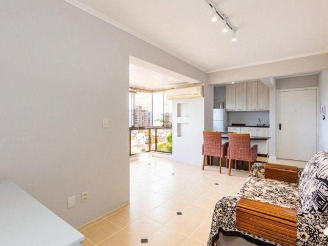 apartamento de 1 quarto no 7º andar com garagem
