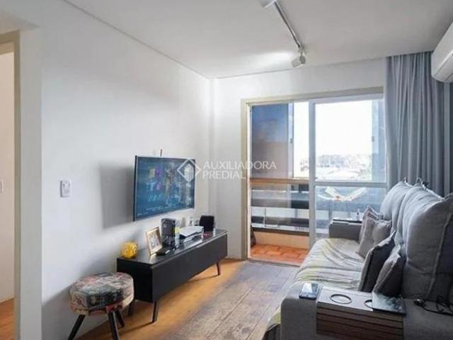 Apartamento de 1 quarto no bairro Glória