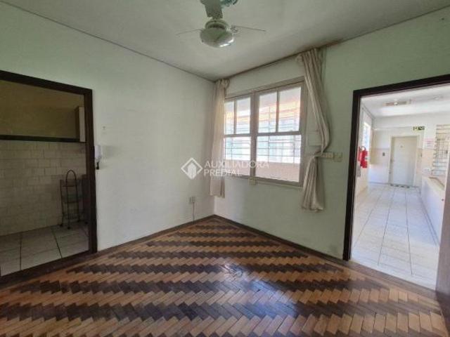 Apartamento de 1 quarto no bairro Menino Deus com 45 m²