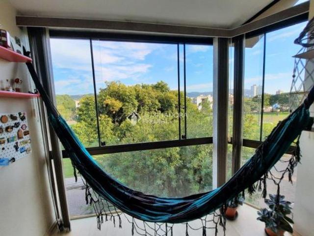 Apartamento de 1 quarto no bairro Partenon